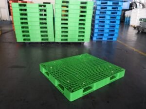 How Much Do Plastic Pallets Cost? Price Guide 2025